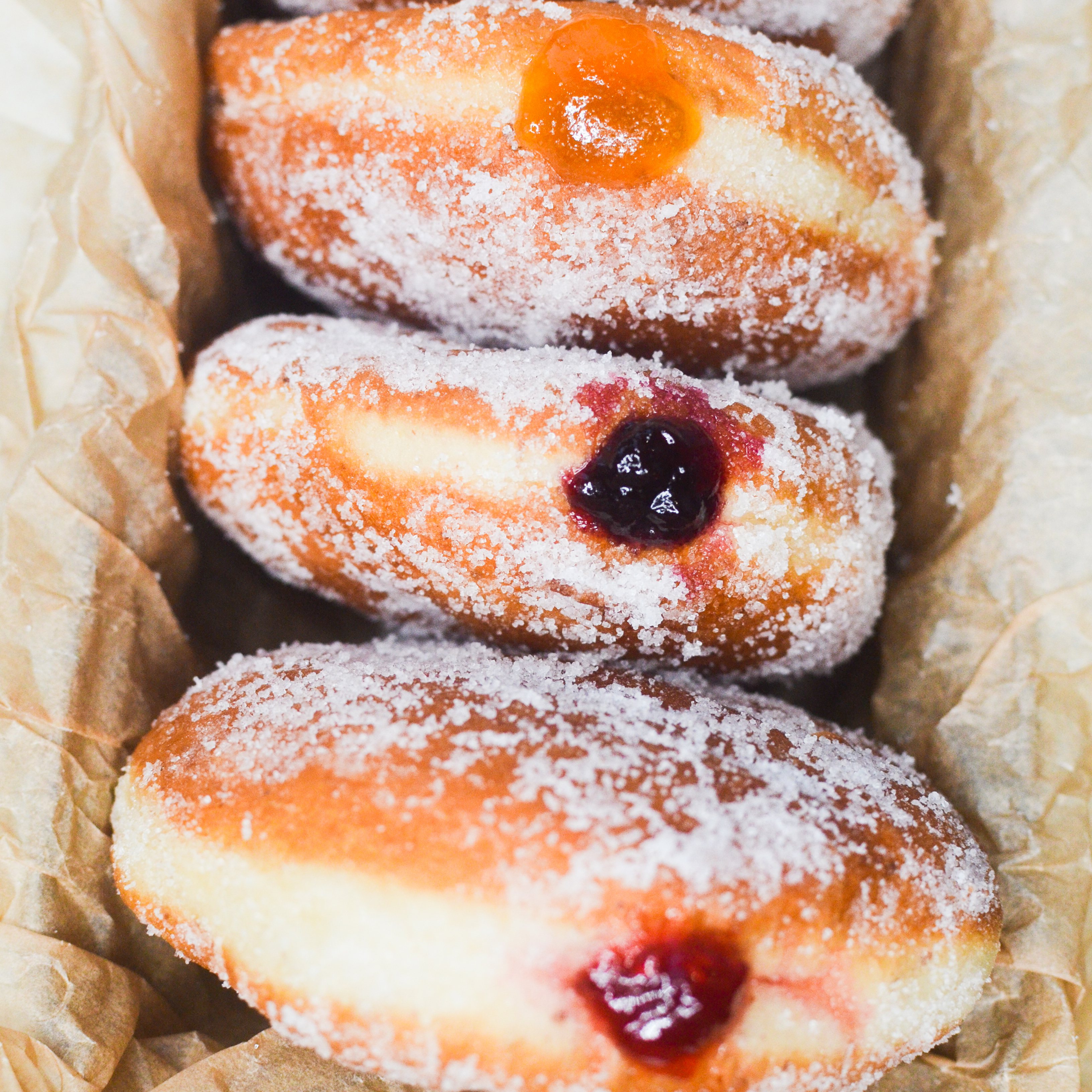 Doughnut Delivery - shop top artisan doughnuts for delivery across the ...