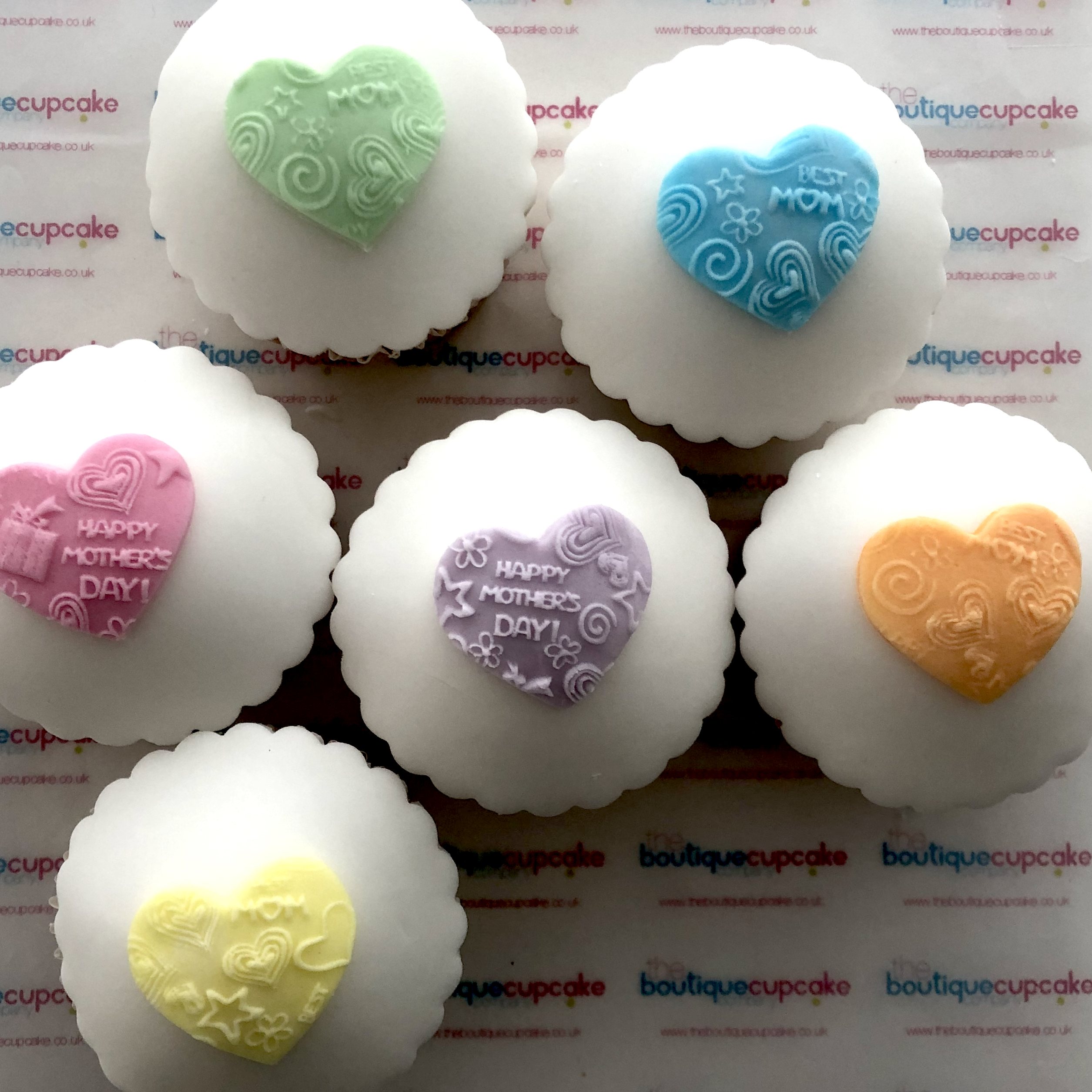 Mum's Embossed Hearts Cupcake Gift Box - Yumbles.com