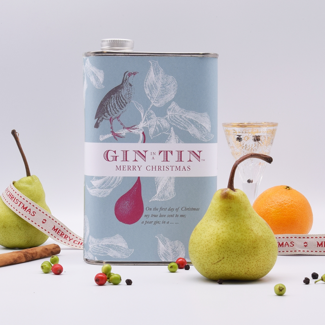 Festive Pear Gin In A Tin | 50cl Tin - Yumbles.com