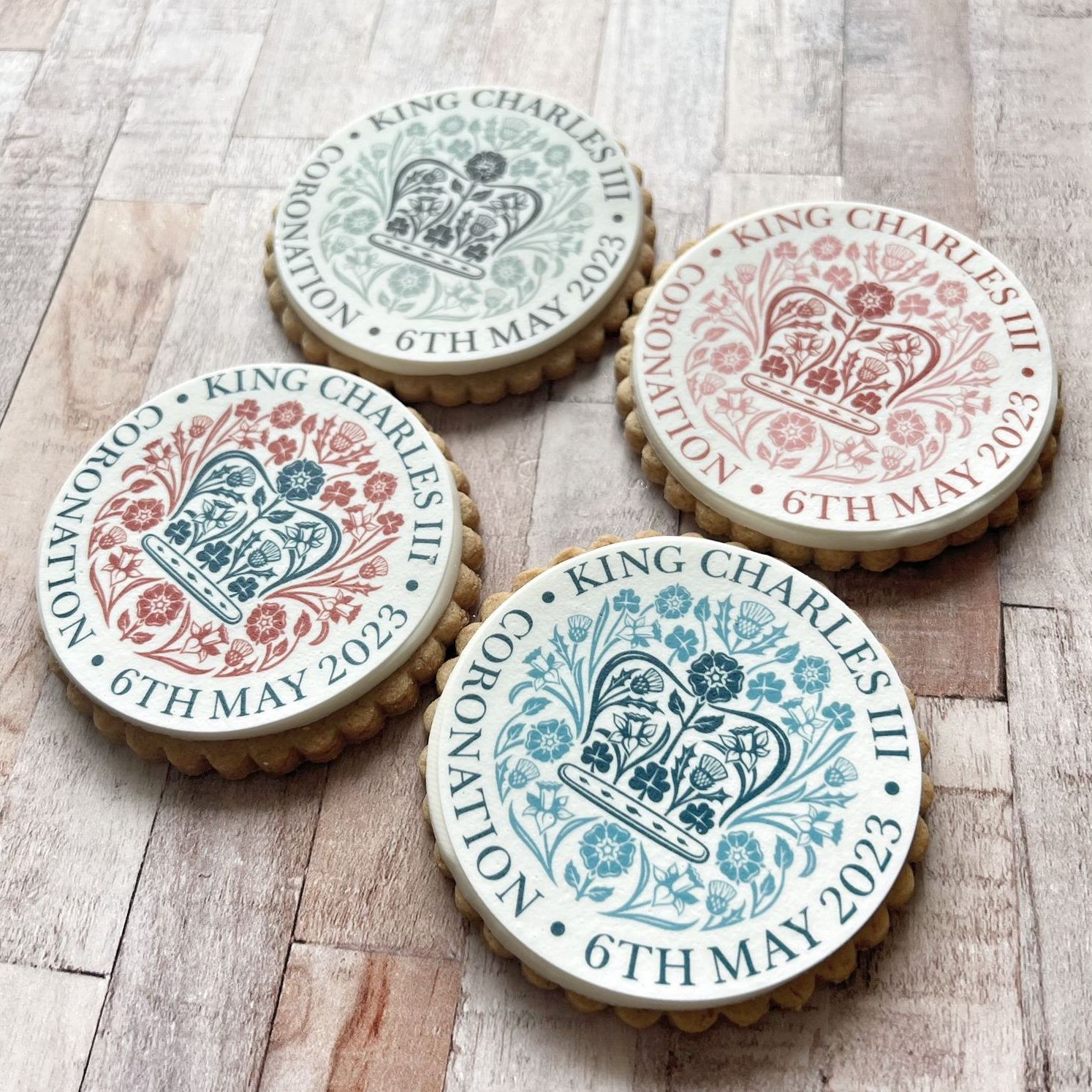 King's Coronation Official Emblem Individually Wrapped Biscuits ...