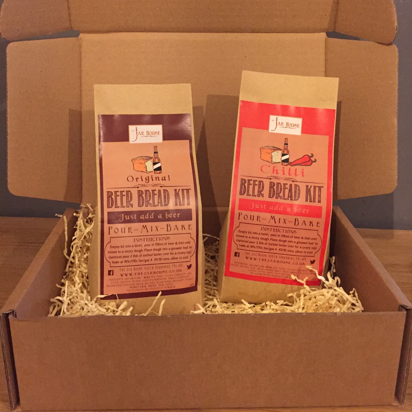 Beer Bread Hamper Gift Set with Original Beer Bread Mix & Chilli Beer ...