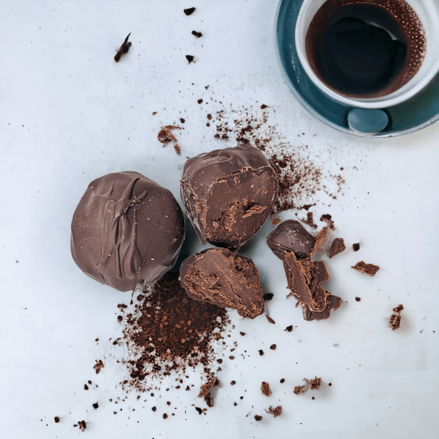 Luxury Lovebox Chocolate Truffle Collection - Yumbles.com