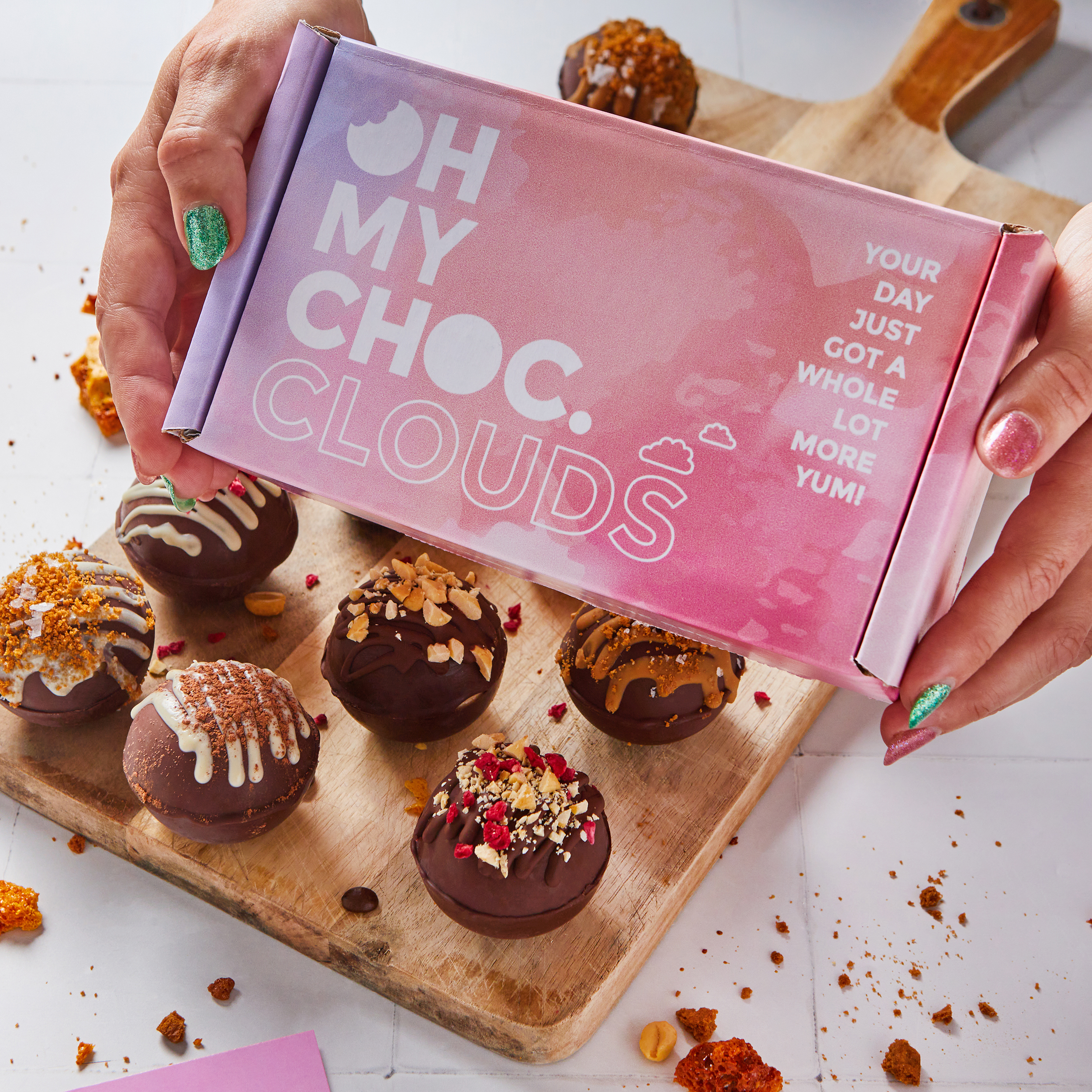 Mixed Biscoff Cloud Box - Yumbles.com