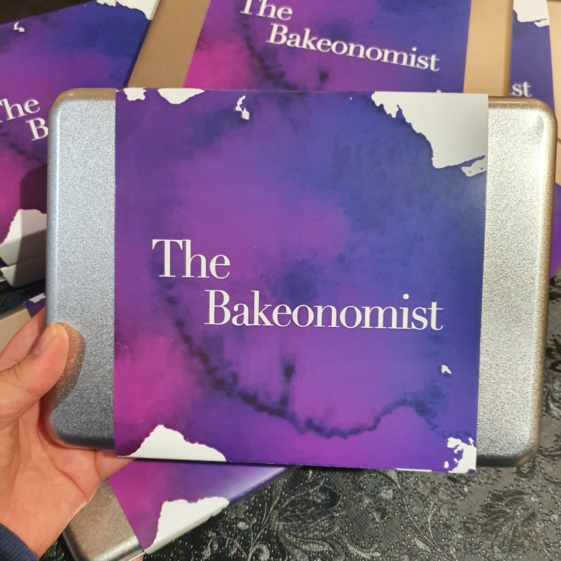 Merry Christmas Duo Biscuit Gift Set (Green Stocking) - Yumbles.com