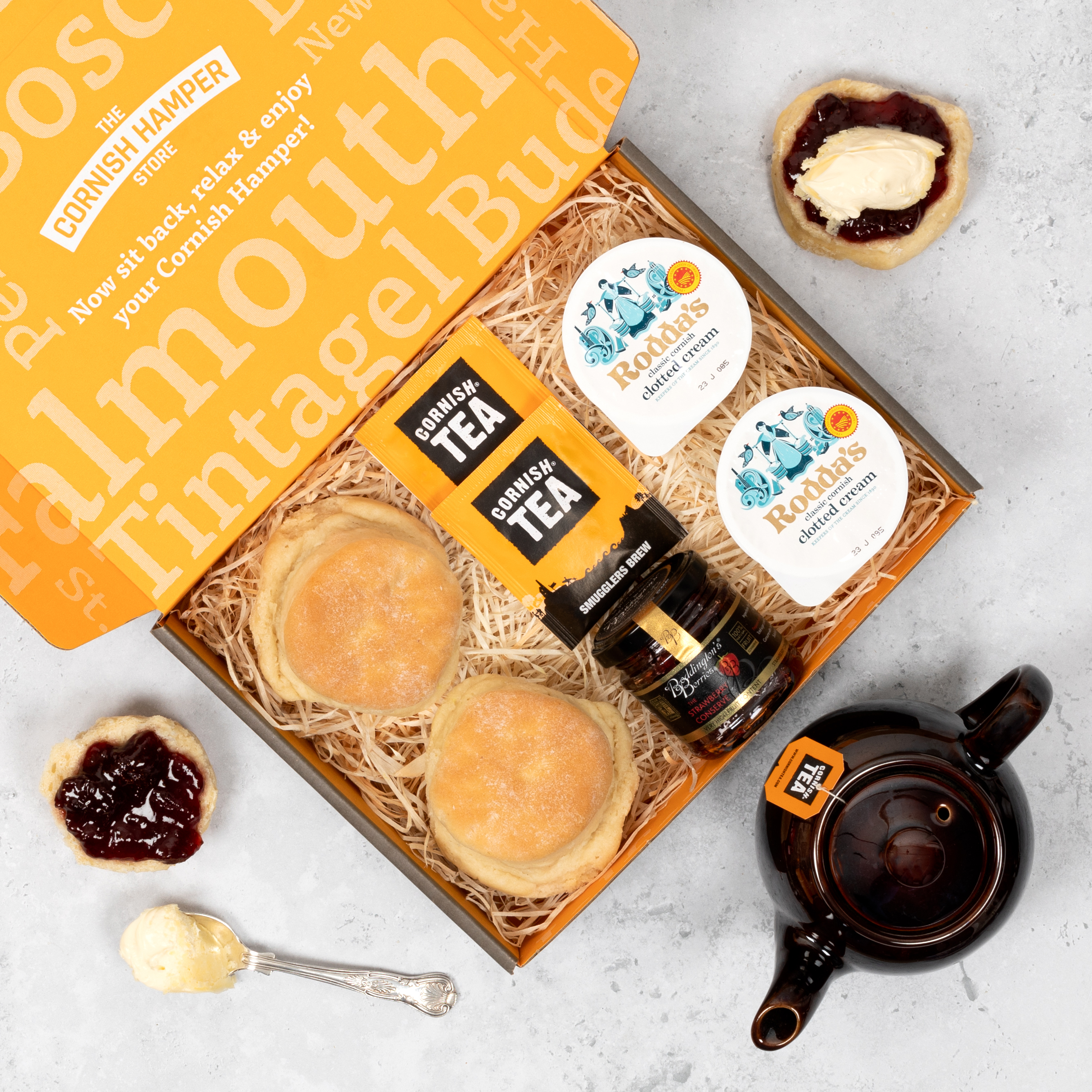 The Cream Tea Postal Hamper - Yumbles.com
