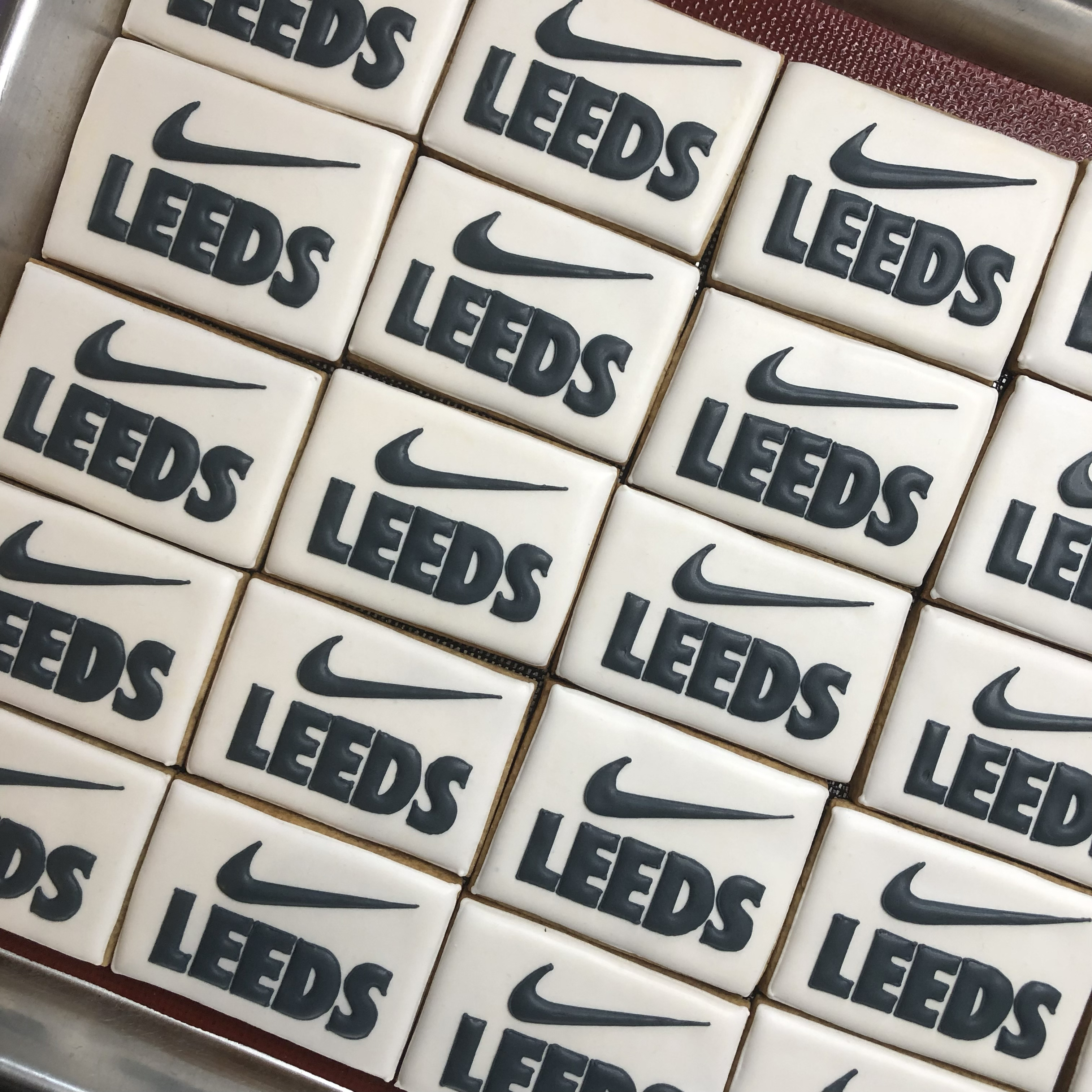 Corporate Branded Logo/ Slogan biscuits - Simple - Yumbles.com