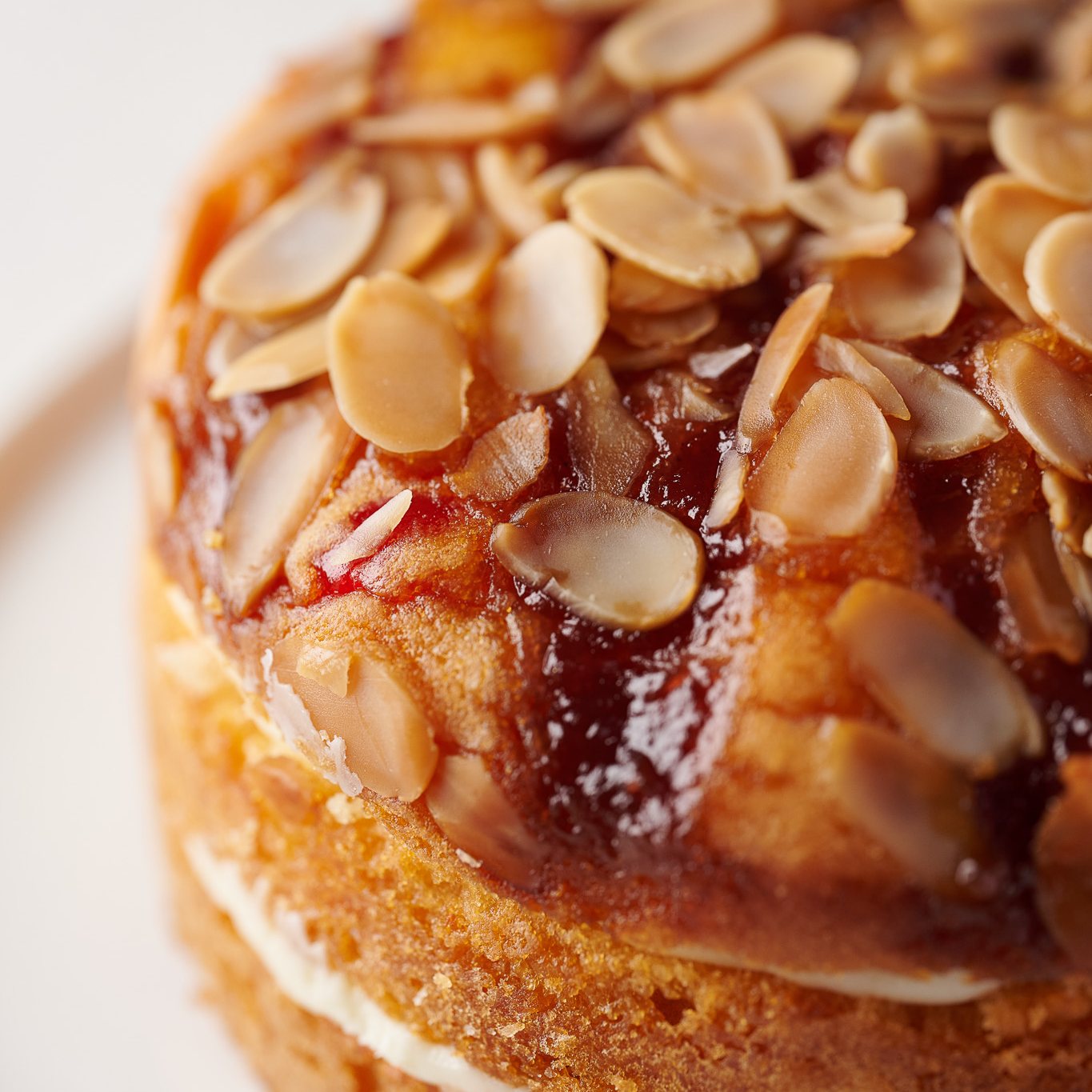 Cherry Bakewell Cake - 6 Inch - Yumbles.com