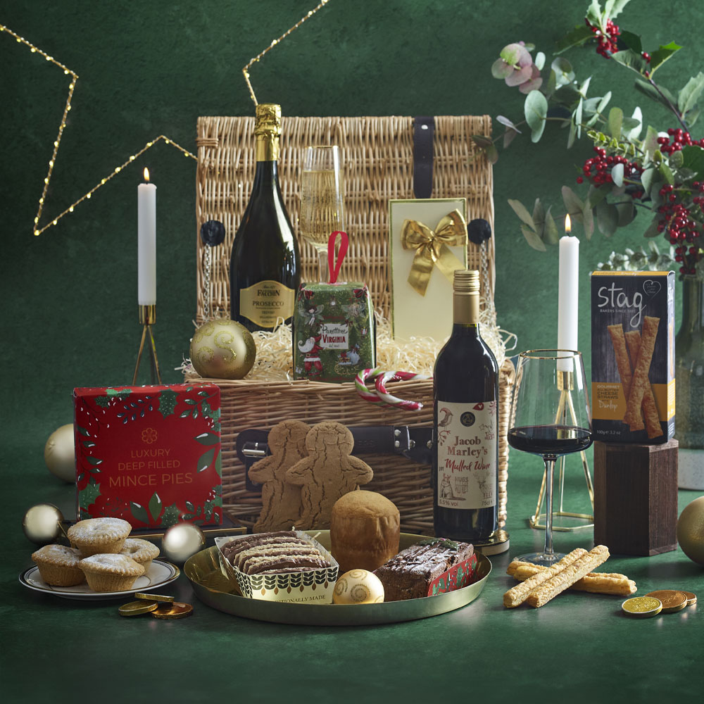 Ultimate Family Sharing Hamper - Yumbles.com
