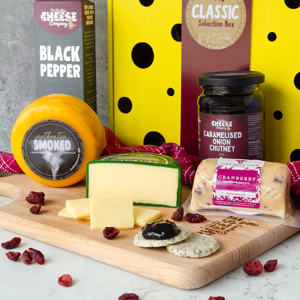 Classic Cheeseboard Selection Gift Box - Yumbles.com