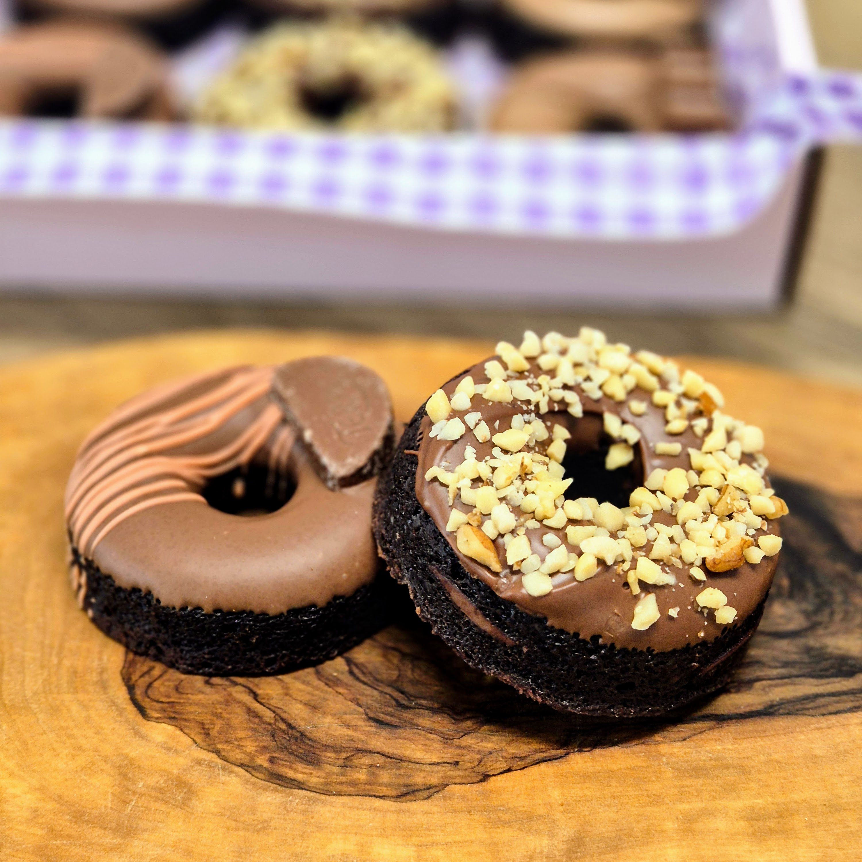 Mixed Bronut Box (Box of 6) - Yumbles.com