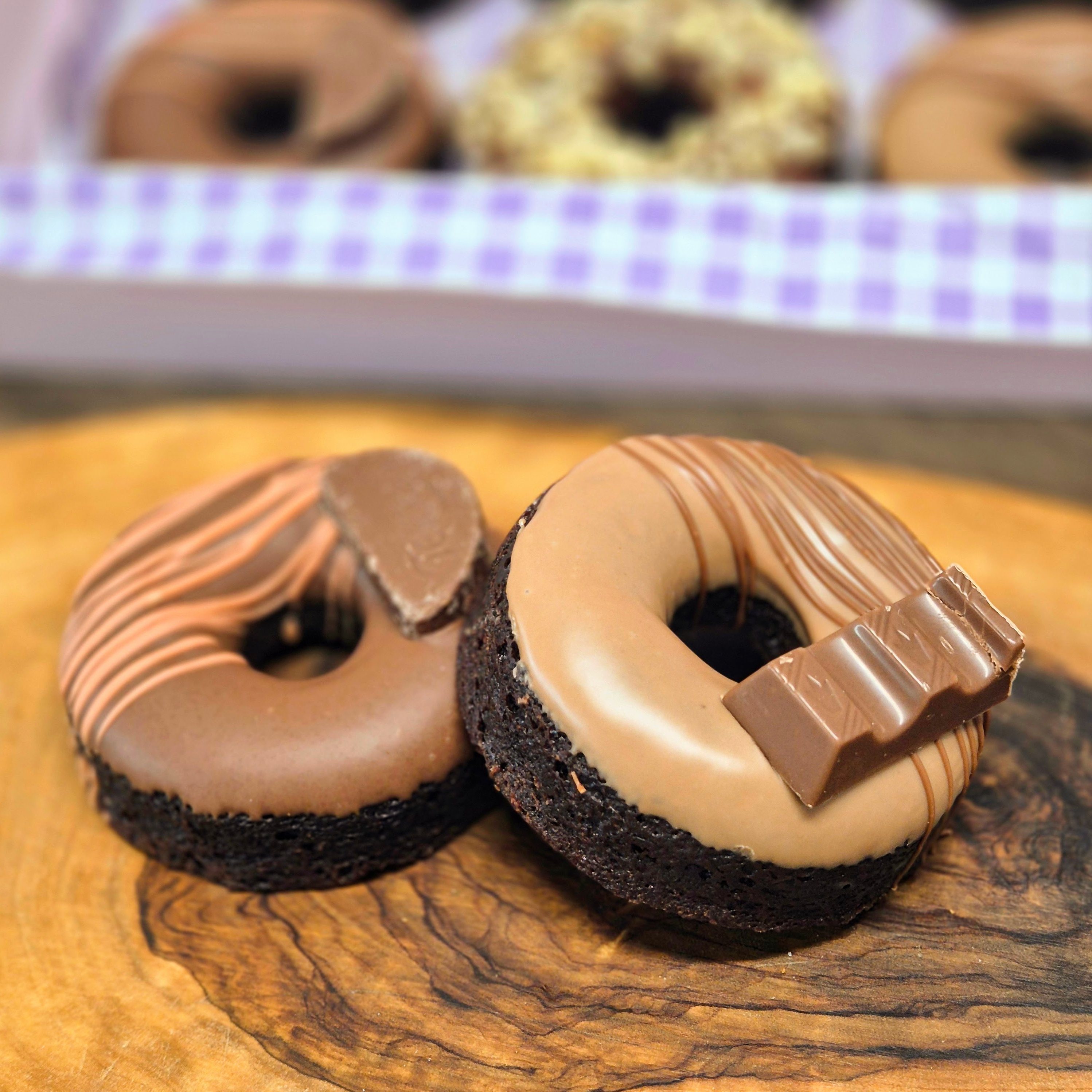 Mixed Bronut Box (Box of 6) - Yumbles.com