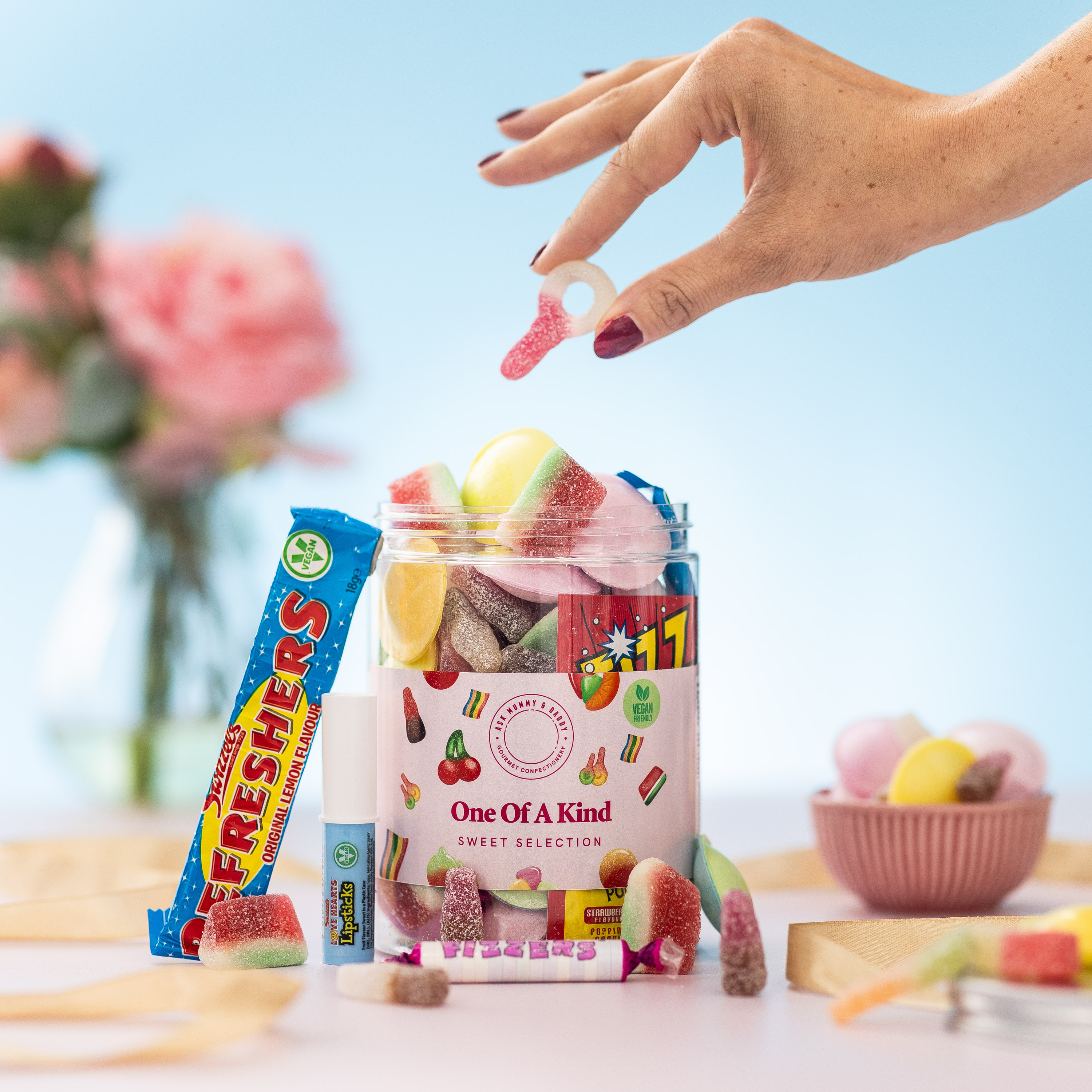 One of a Kind Share Tub Sweet Selection - Yumbles.com