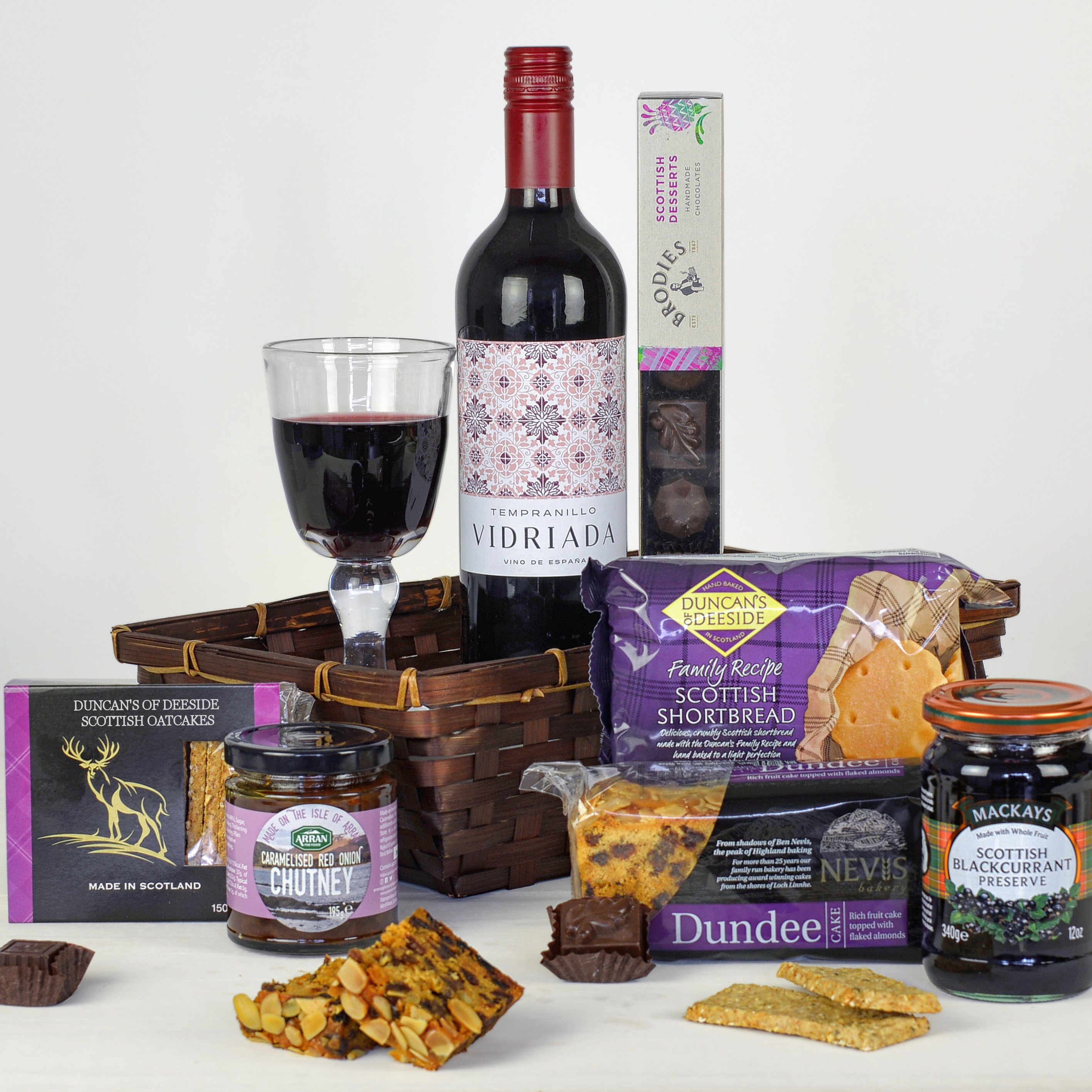 Taste of Scotland Hamper - Yumbles.com