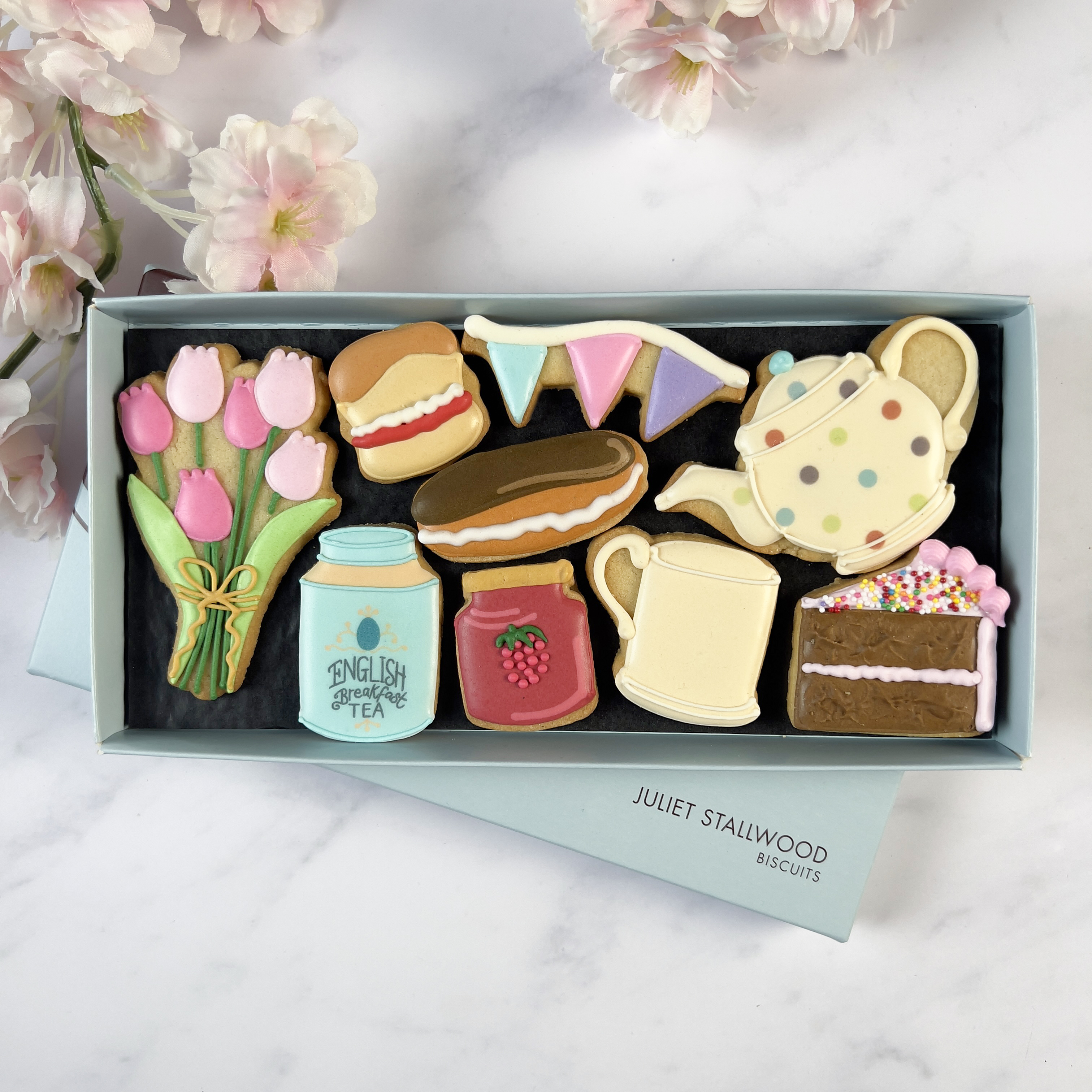 Deluxe Afternoon Tea Vanilla Biscuit Box - Yumbles.com