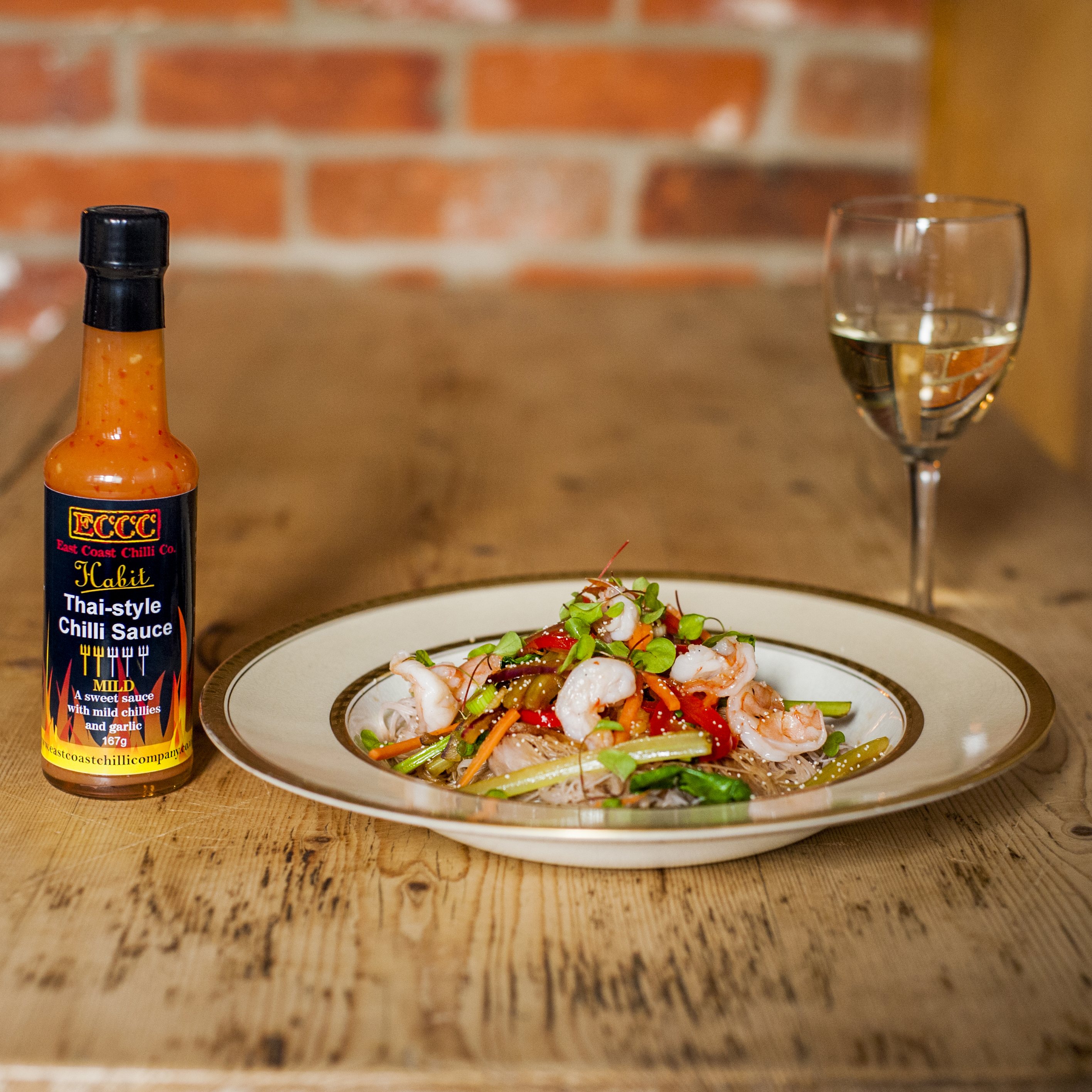 Thai Style Hot Sauce - Mild Chilli Sauce - Sweet & Sour Flavour - 167g ...