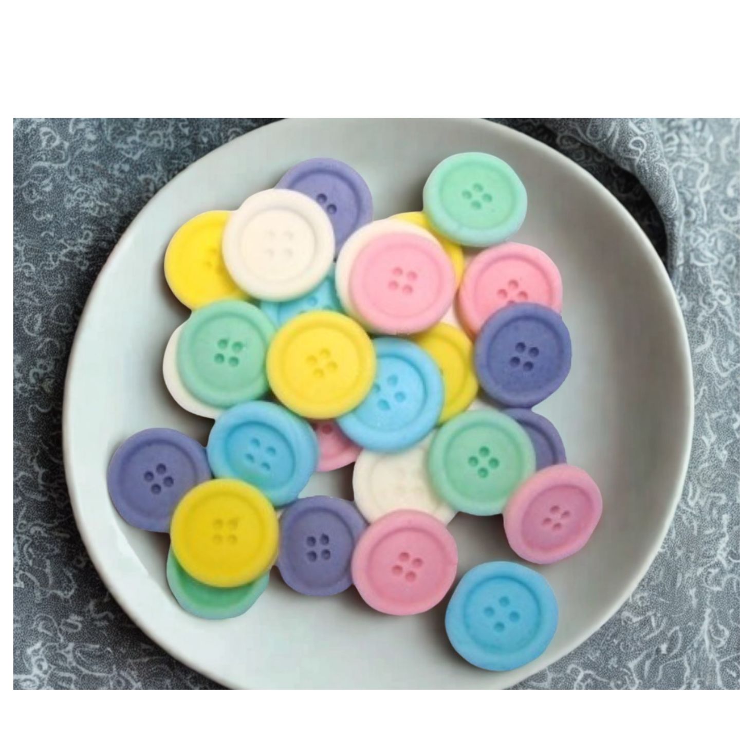 Coloured Button Cake Toppers - Pack of 30 Round Edible Buttons ...