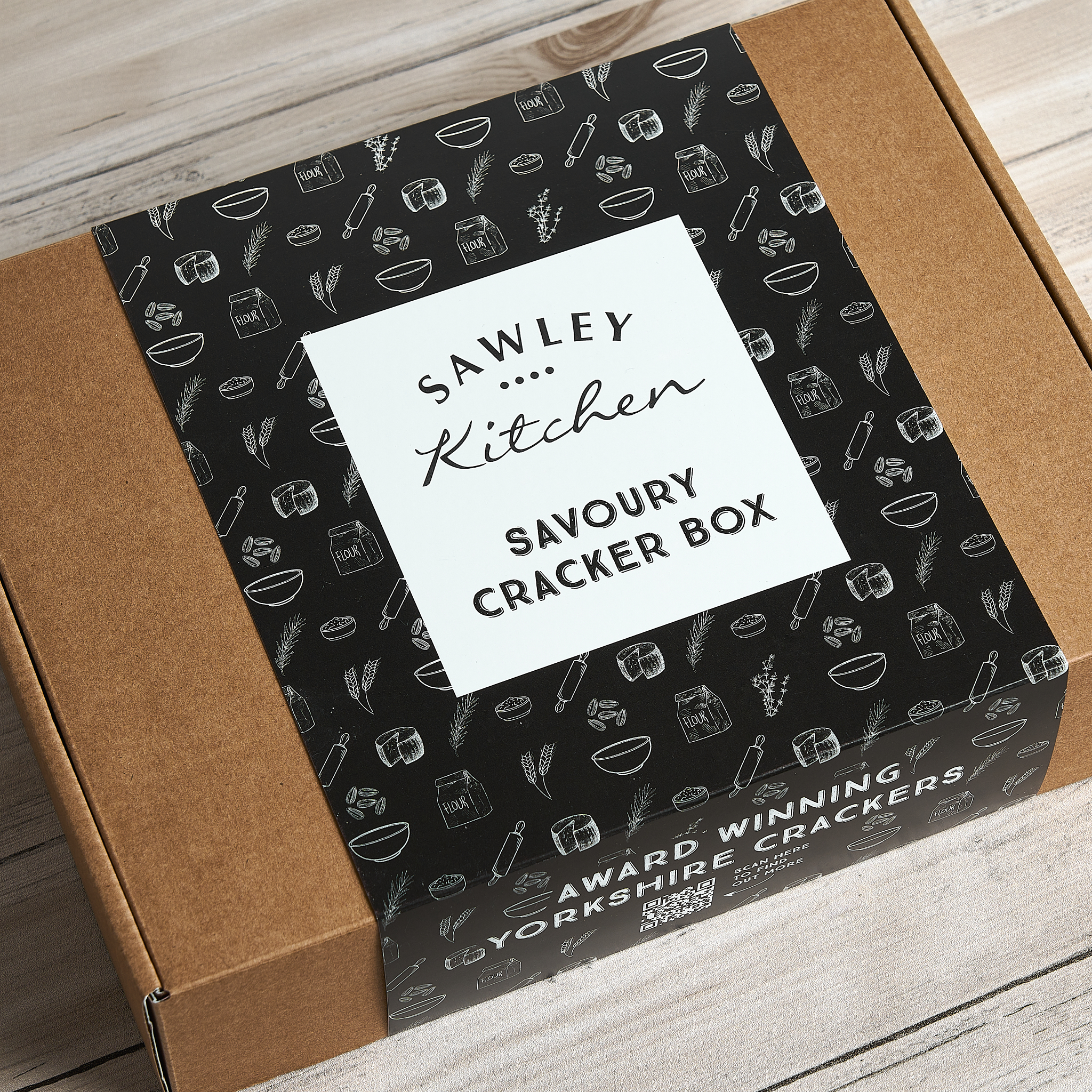 Savoury Cracker Gift Box - Yumbles.com