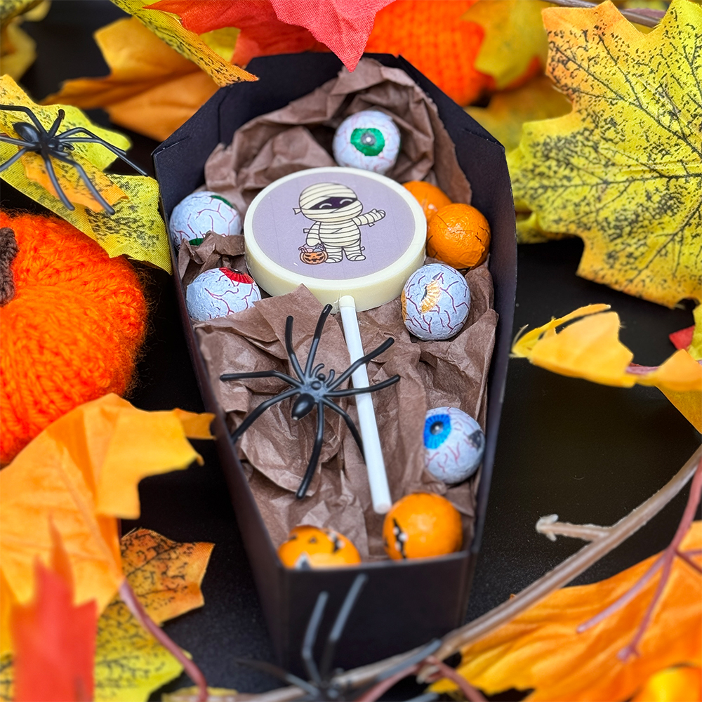 Halloween Sweets Coffin Box - Yumbles.com