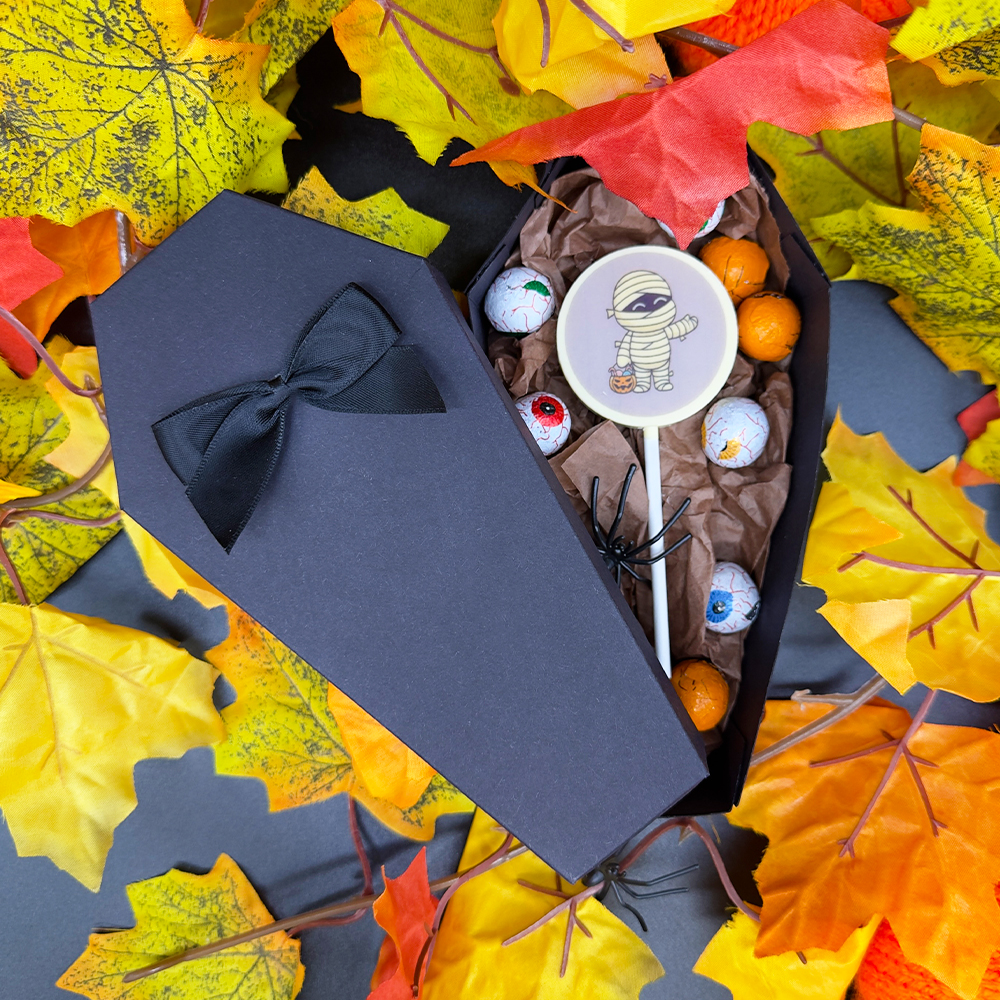 Halloween Sweets Coffin Box - Yumbles.com