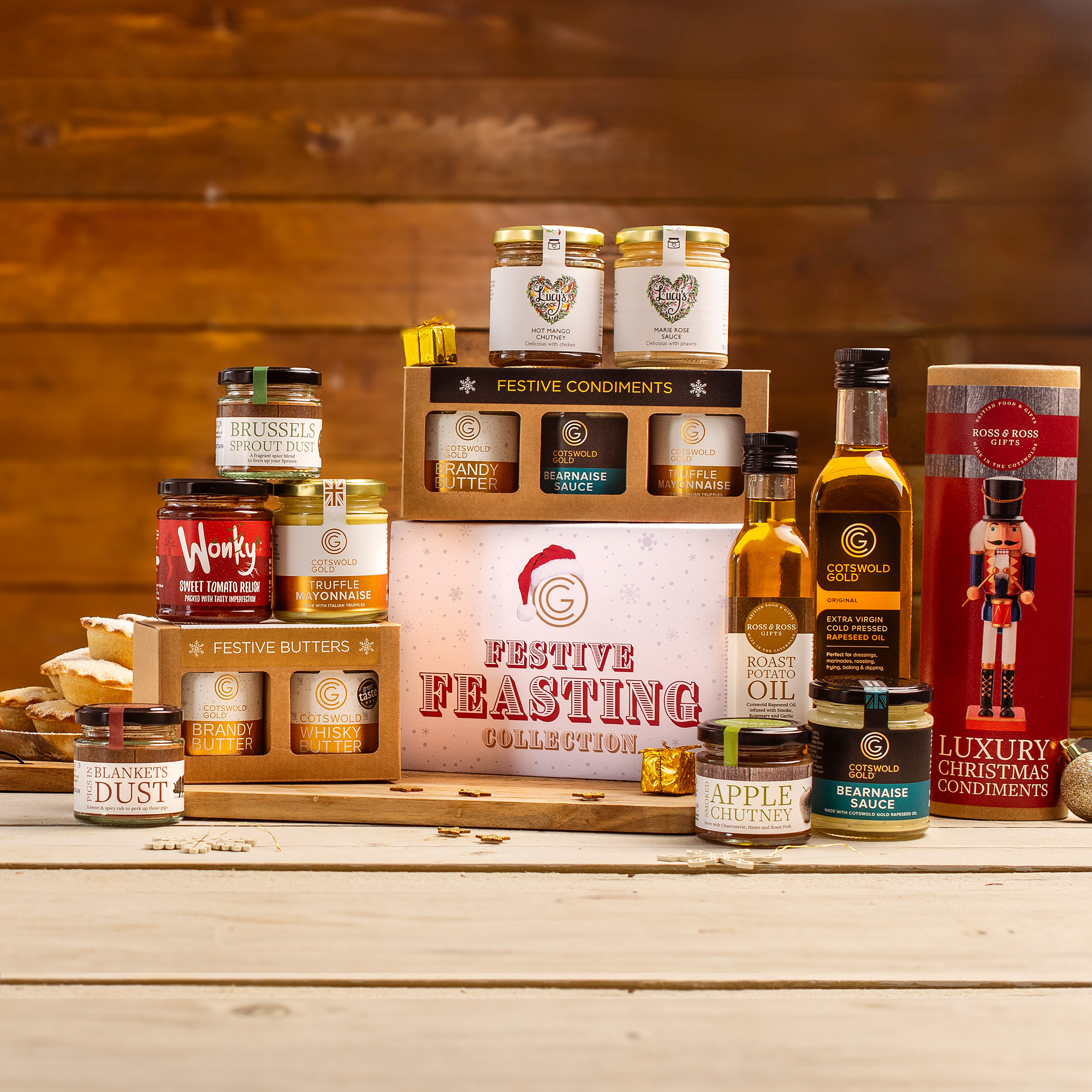 Cotswold Gold Festive Feasting Collection Box - Yumbles.com