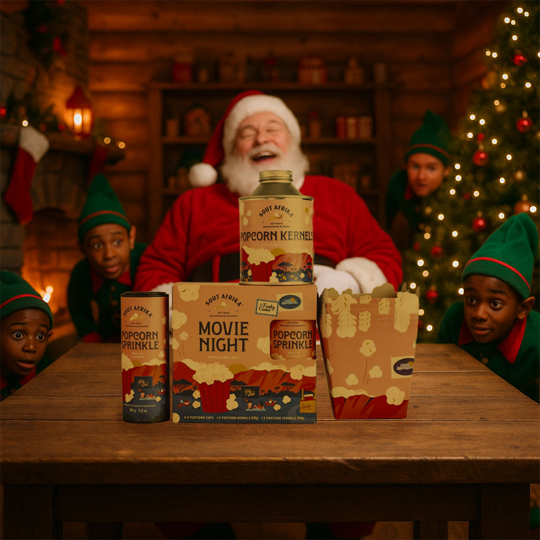 Christmas Movie Night Gift Set - Yumbles.com