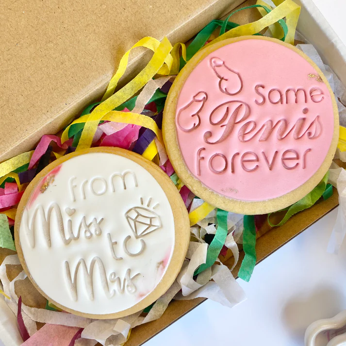 Hen Party Biscuit Gift Set - Yumbles.com