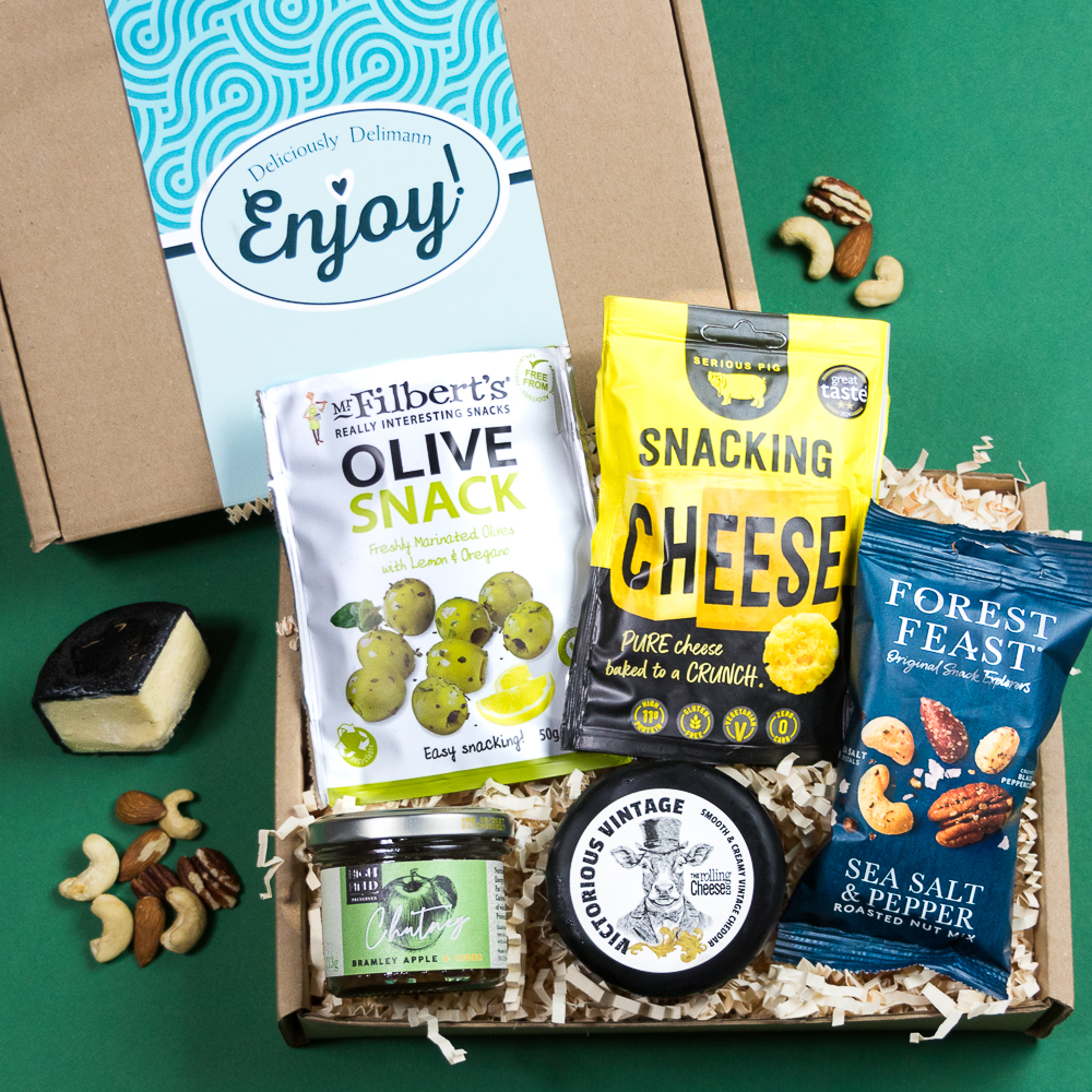 Gluten Free Cheese & Nibbles Gift - Yumbles.com
