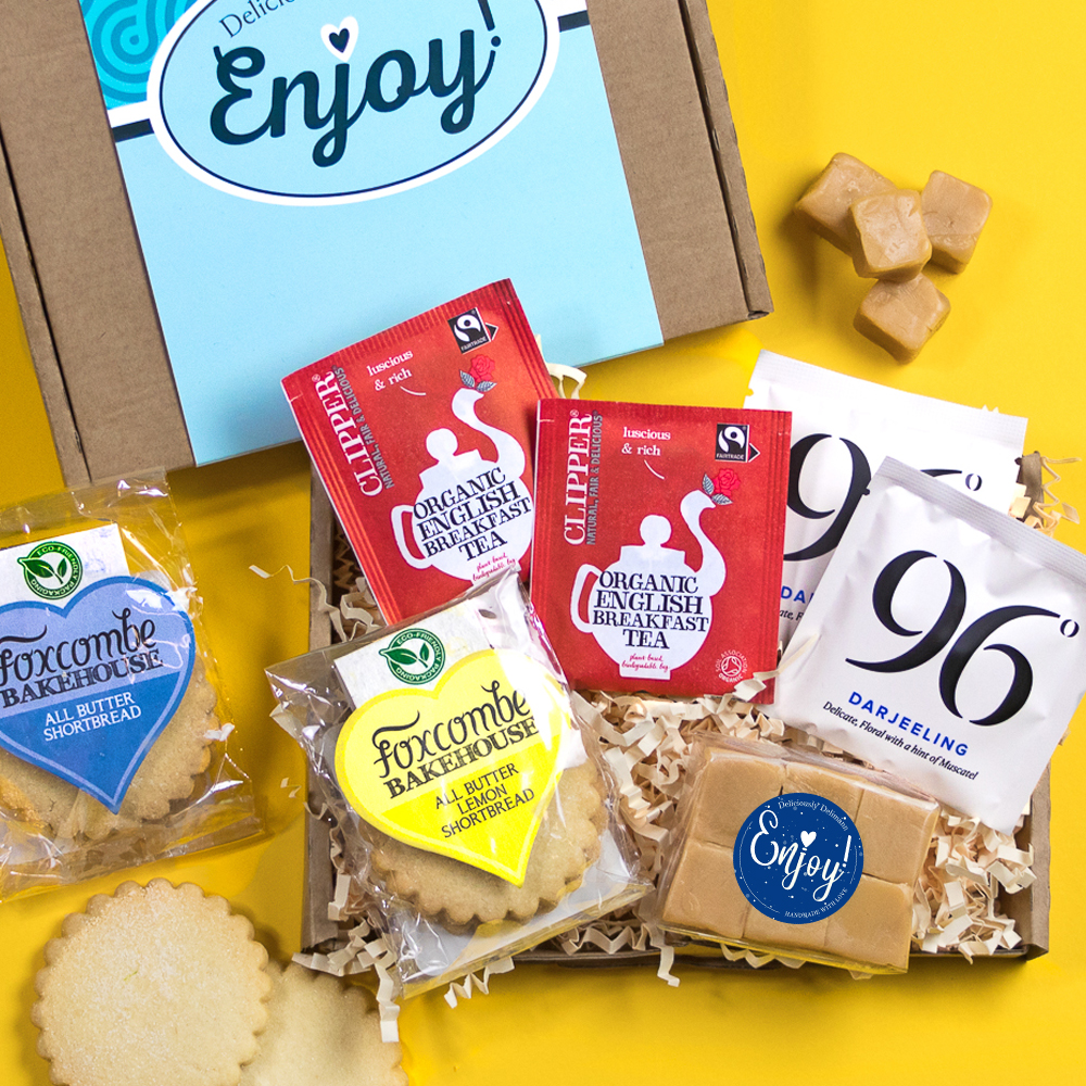 The Tea & Shortbread Letterbox Gift - Yumbles.com