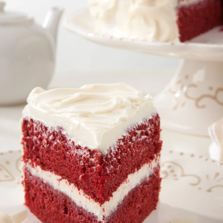Ready to Decorate Red Velvet Sponge Cake Single Tier - Yumbles.com