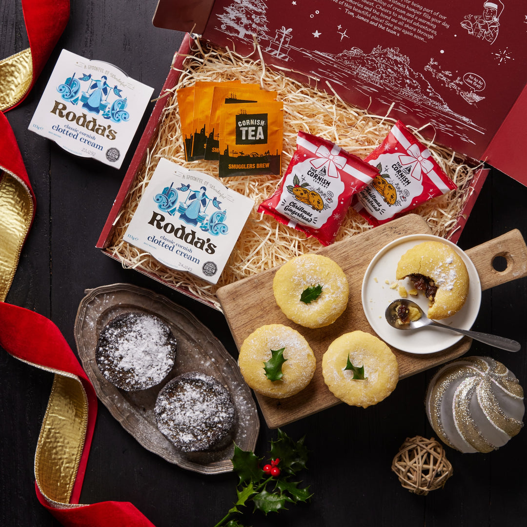 The Mini Christmas Treat Hamper - Yumbles.com