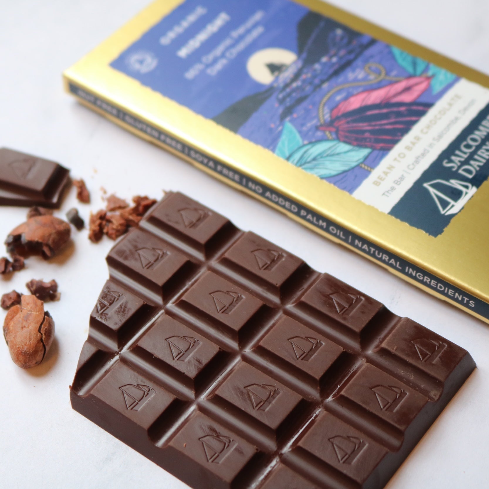 Personalised Nut Free Chocolate Bar Library Gift Box - Yumbles.com