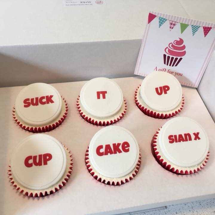 Personalised Message Cupcakes Gift Box - Yumbles.com
