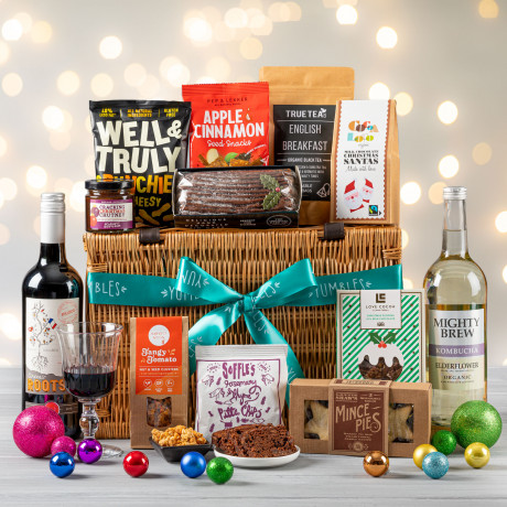 The Ultimate Artisan Christmas Hamper - Yumbles.com